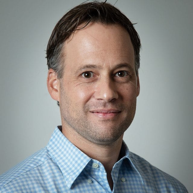 About Us | TRACXPOINT